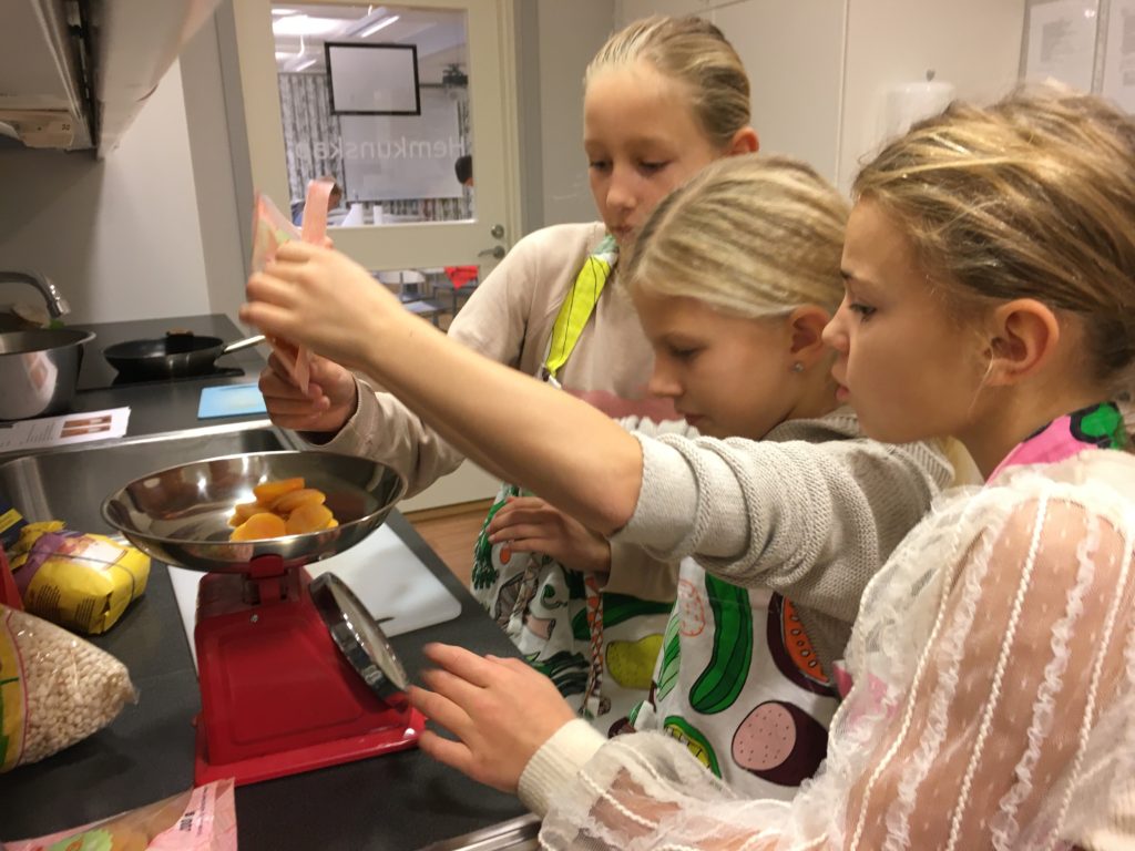 Puffat ris med frukt | Ramlösa Friskola